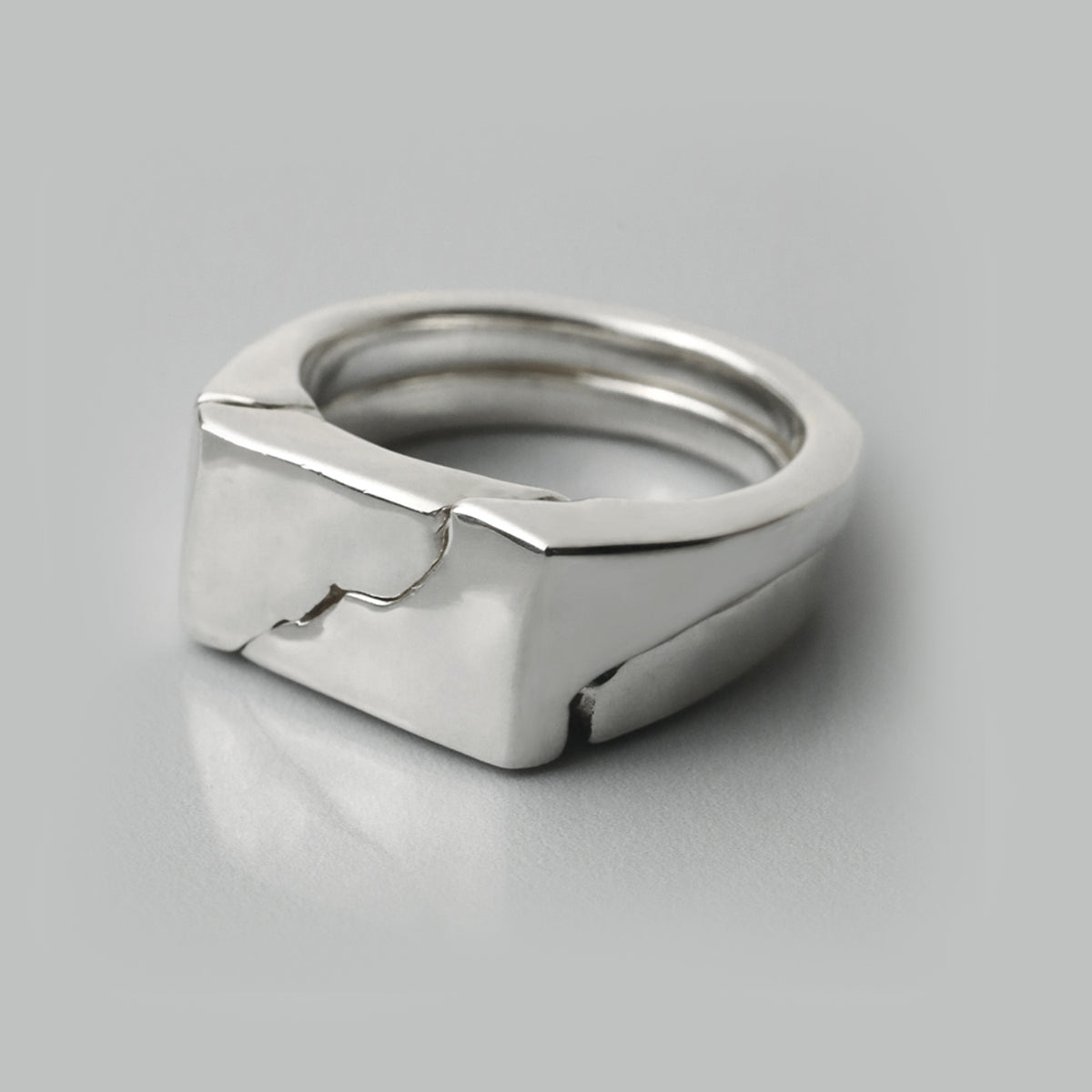 リング(2001-AR1026)